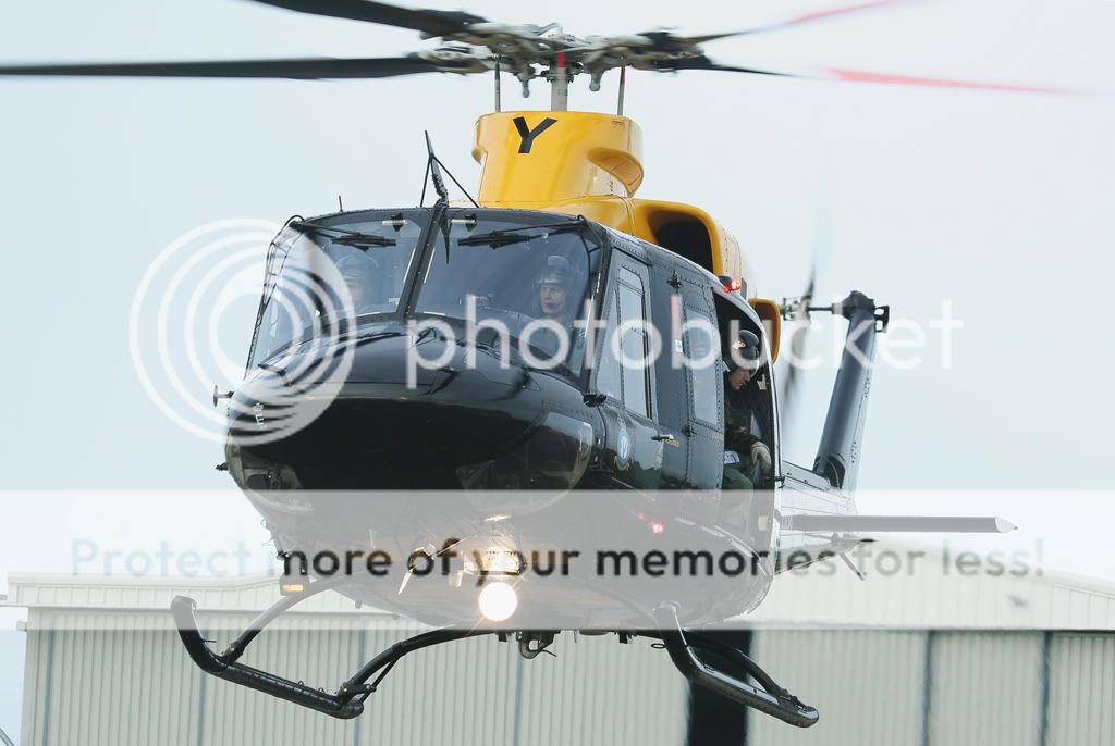 DHFS Griffin and Squirrel at Carlisle - FighterControl