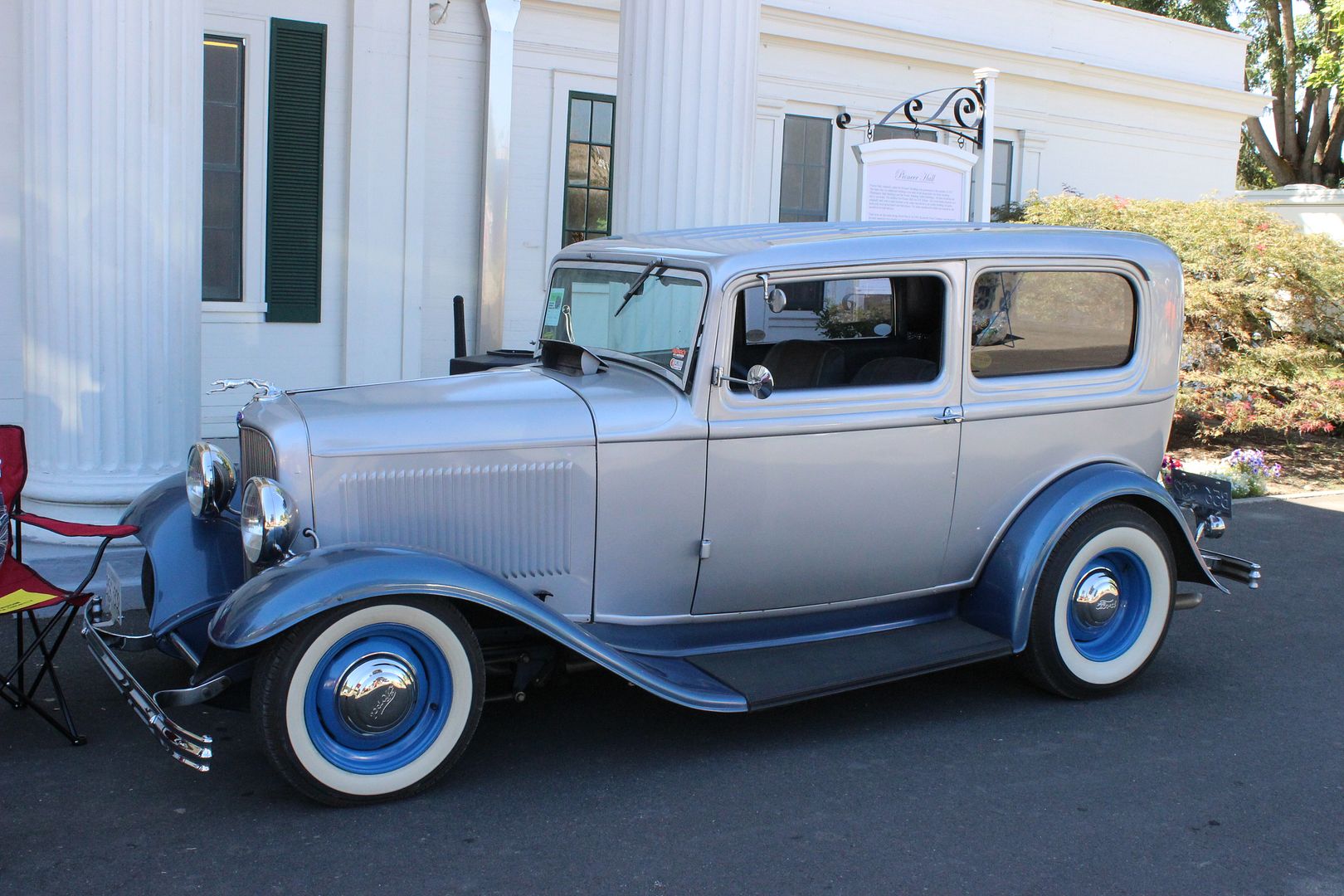 Features - cars at the 2016 Vintiques Northwest | The H.A.M.B.